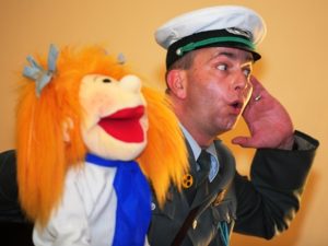 DDR Dinner-Show „Seid Bereit – Immer Bereit“